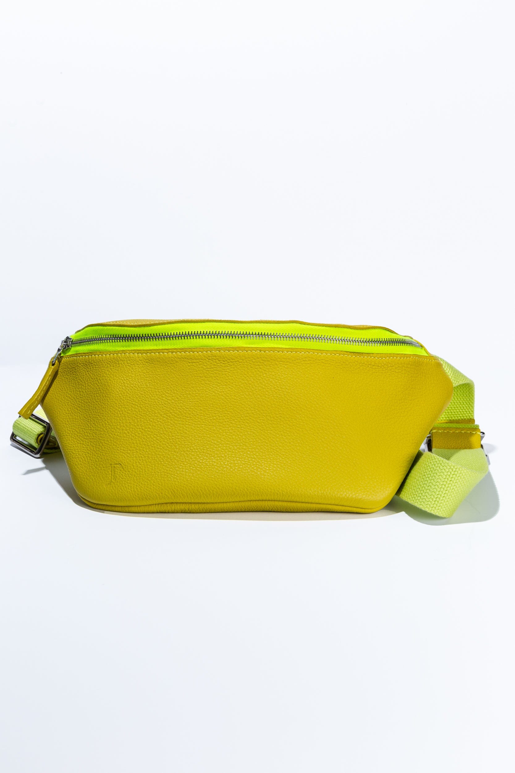 Fort Point Fanny Pack in Cognac Vachetta Calfskin | Tamagini Leather